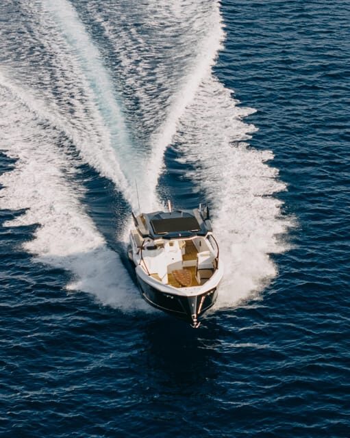 Milos: Private Speedboat TourKleftiko Sarakiniko Poliegos - Breakdown of the Itinerary and Stops