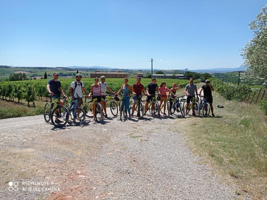 Montepulciano: E-Bike Tour with Historic Center Visit - Exploring Montepulciano’s Historic Center