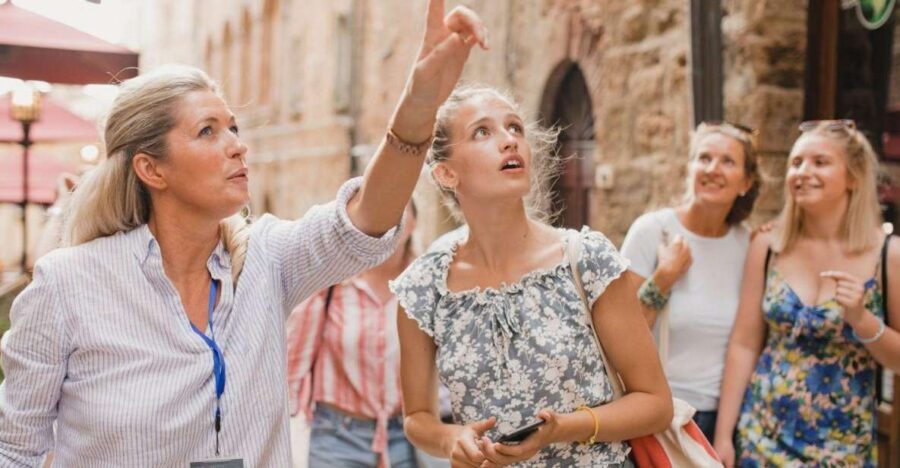 Montepulciano Wine Tour from Rome with Private Driver - Exploring Montepulciano: The Town