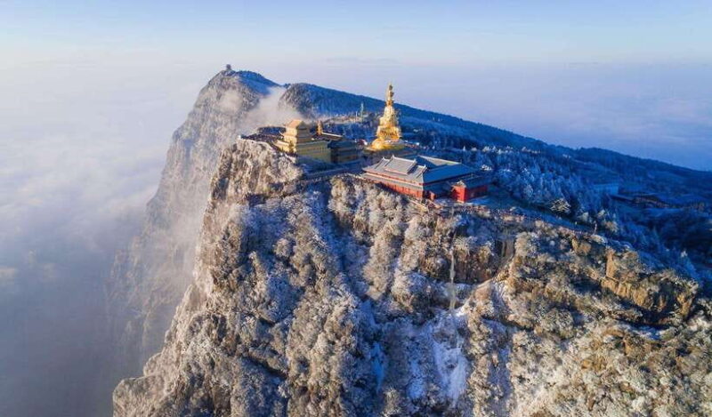 Mount Emei and Leshan Giant Buddha Two-Day Private Tour - Key Points