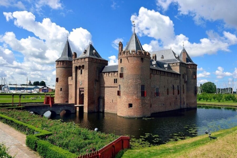 Muiden: Entry Ticket to Muiderslot Castle - Authentic traveler insights and what they love