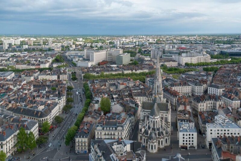 Nantes Private Guided Walking Tour - Key Points