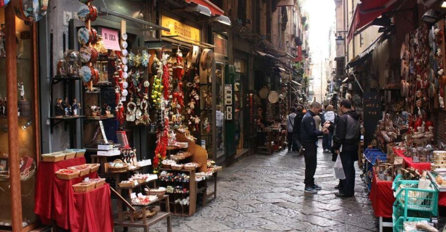 Naples: 2-Hour Walking Tour w/ Food Tasting Experience - The Streets of Naples: Spaccanapoli and Beyond