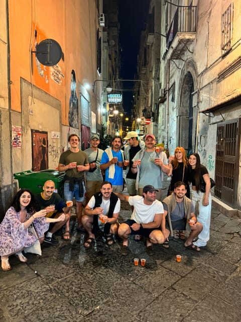 Naples cheers: Bar tour with Free Drinks - What the Tour Looks Like in Practice