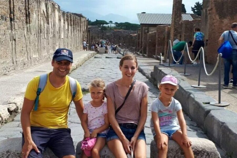 Naples : Must-See Attractions Walking Tour - Who Should Consider This Tour?