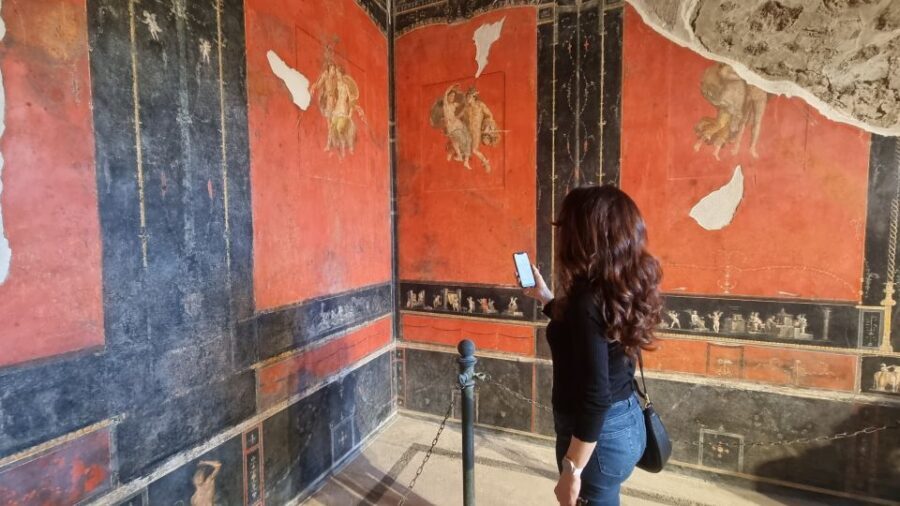 Naples: Pompeii Self Guided Audio Tour - The Experience on the Ground