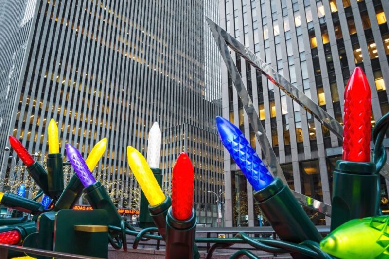 New York City: Christmas Holiday Tour of Manhattan - Key Points