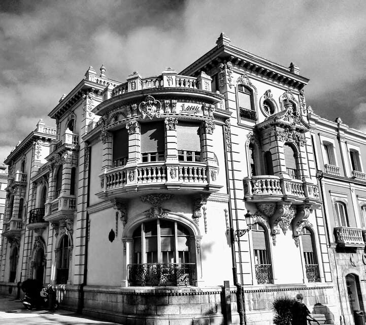 Night tour: Aviles city of crime - In-Depth Look at the Experience