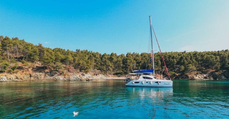 Nikiti: Private Catamaran Day Cruise with Open Bar - What’s Included and What’s Not
