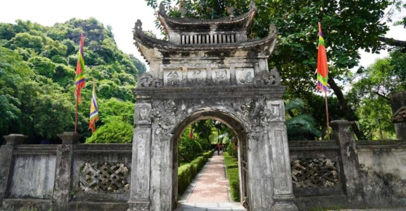 Ninh Binh Trip Visit Hoa Lu Capital -Tam Coc-Biking-Mua Cave - Key Points