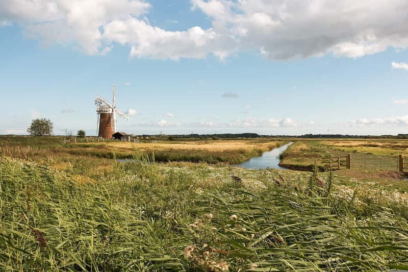 Norfolk: Broads & Coast Online Road Trip Travel Guide - Why This Guide Works Well