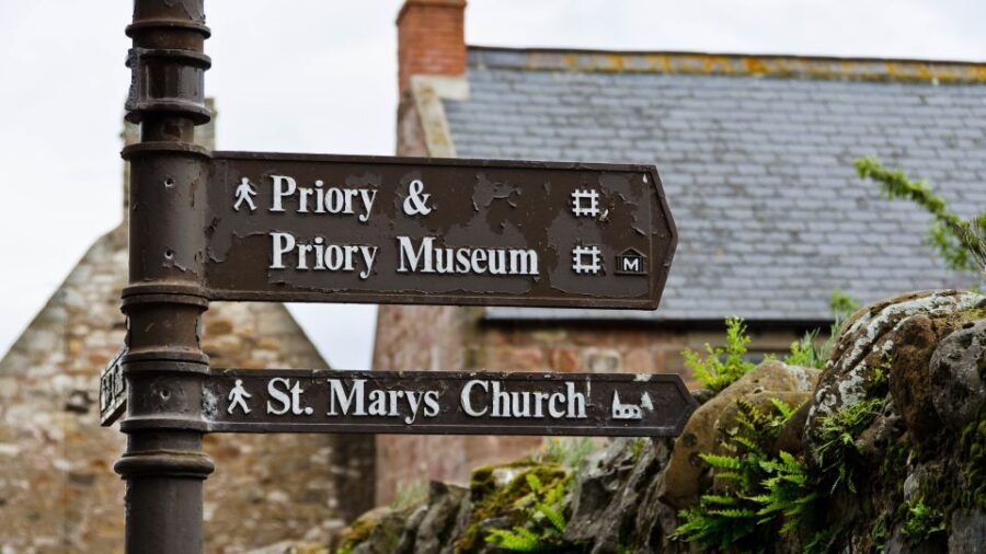 Northumberland: Full-Day Tour of Vera Filming Locations - Authentic Reviews and Insights