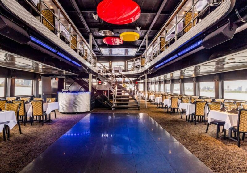 NYC: Christmas Day Buffet Brunch or Dinner Harbor Cruise - Introduction