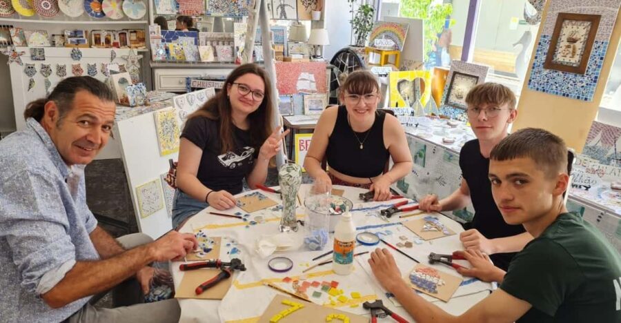 Olhão: Art Mosaic 2 hours Workshop by MosaicOlhão - Who is This Tour Best For?