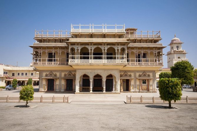 One Day Private Tour of Jaipur with Guide - Key Points