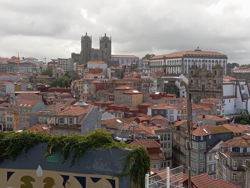 Oporto - Old town tour with official tour guide - The Itinerary – Step-by-Step