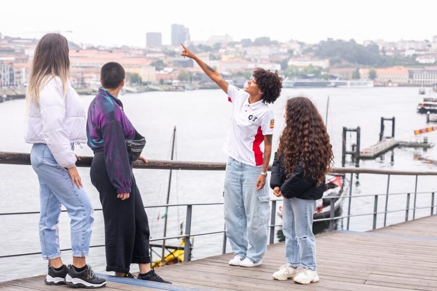 Oporto Tuk Tuk Tour: Among bridges and mysteries - 1.30h - Detailed Breakdown of the Itinerary