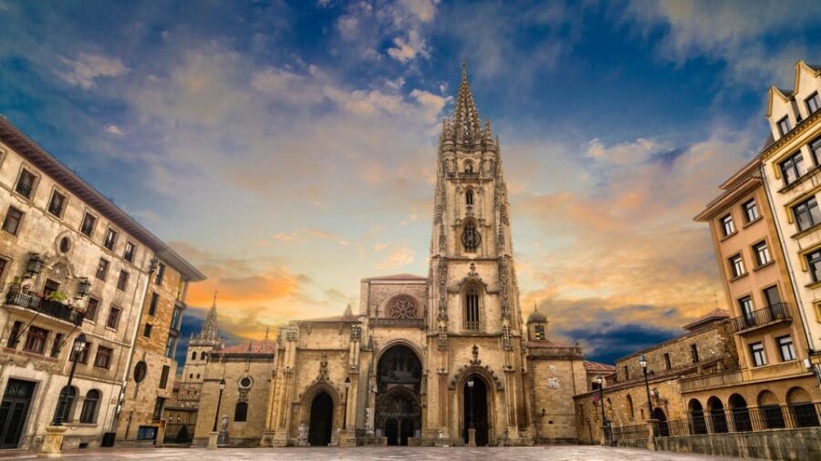 Oviedo: Cathedral Guided Tour - An In-Depth Look at the Oviedo Cathedral Guided Tour