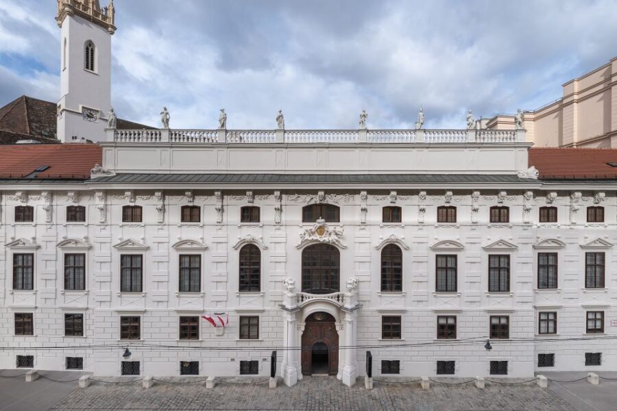 Palais Lobkowitz Audio Guide Tour - The Audio Guide Experience