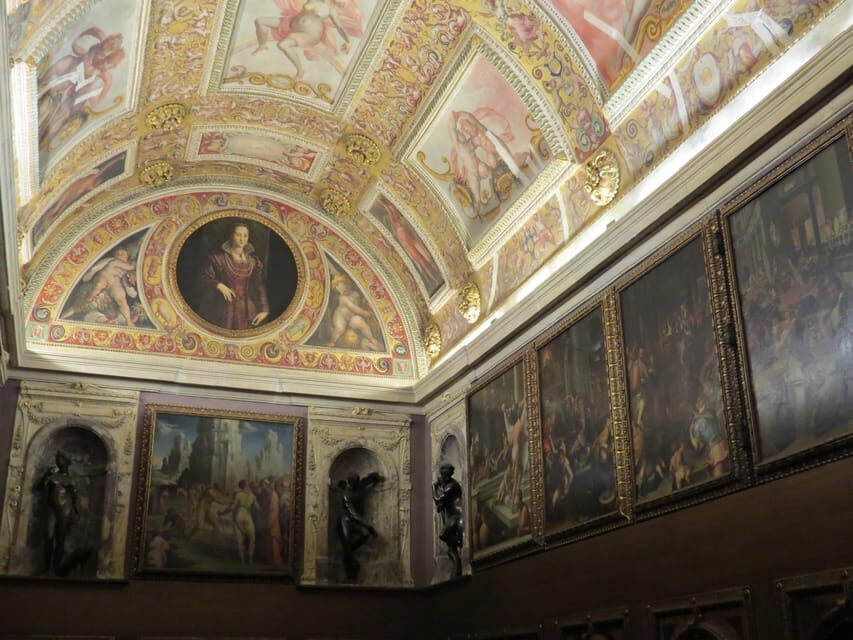 Palazzo Vecchio Secret Passages Tour & Lunch or "Gelato" - A Detailed Look at the Experience