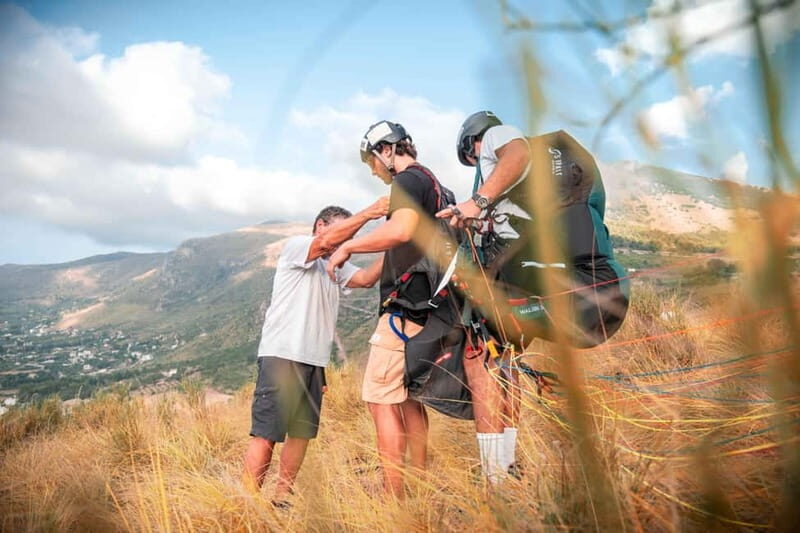 Palermo: paragliding flight with instructor foto and video - An In-Depth Look at the Paragliding Experience in Palermo