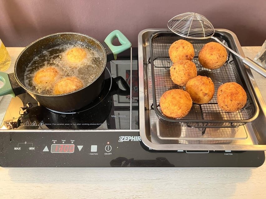 Palermo: Shopping at Capo Market and Sicilian Cooking Class - Why This Tour Works for Travelers