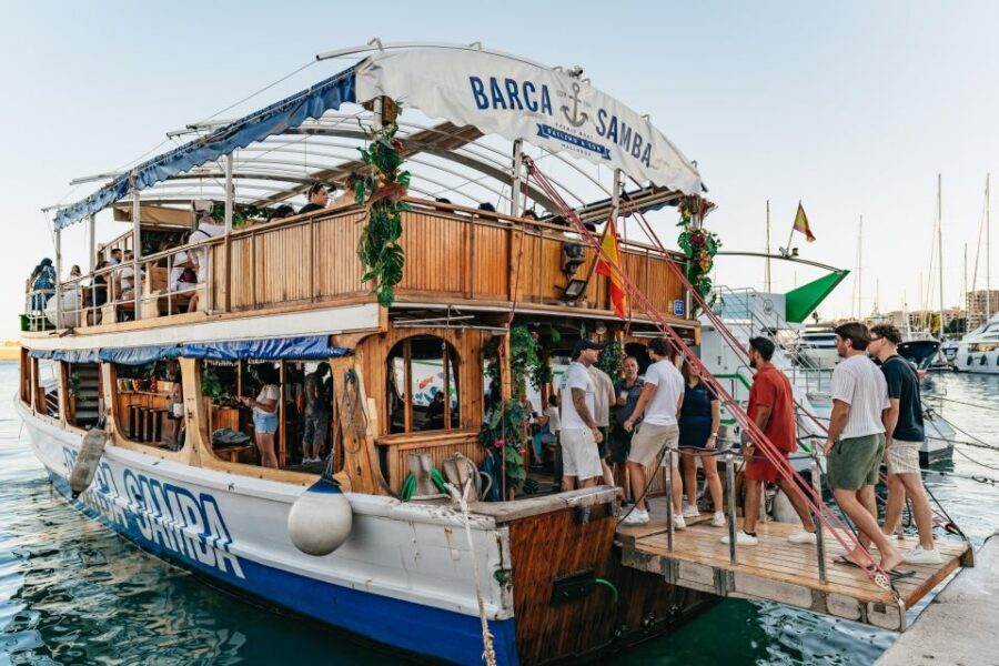 Palma de Mallorca: Sunset Boat Tour with DJ and Dance Floor - Itinerary Breakdown: What You Can Expect