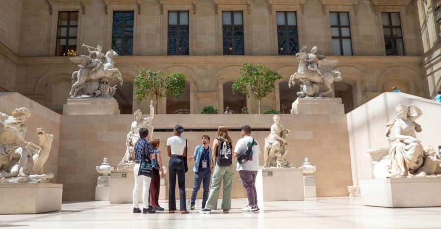 Paris: 2-Hour Guided Tour Through the Louvre - The Art and Highlights You’ll Encounter