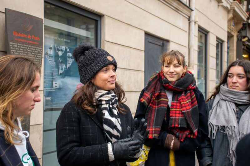 Paris Christmas Lights Walking Tour with Local Guide - Key Points