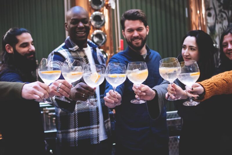 Paris Craft gin distillery guided Tour & Tasting in French - Key Points