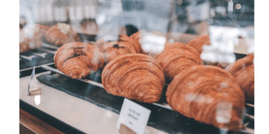 Paris: French Food Tasting Tour in Le Marais - Deep Dive into the Itinerary