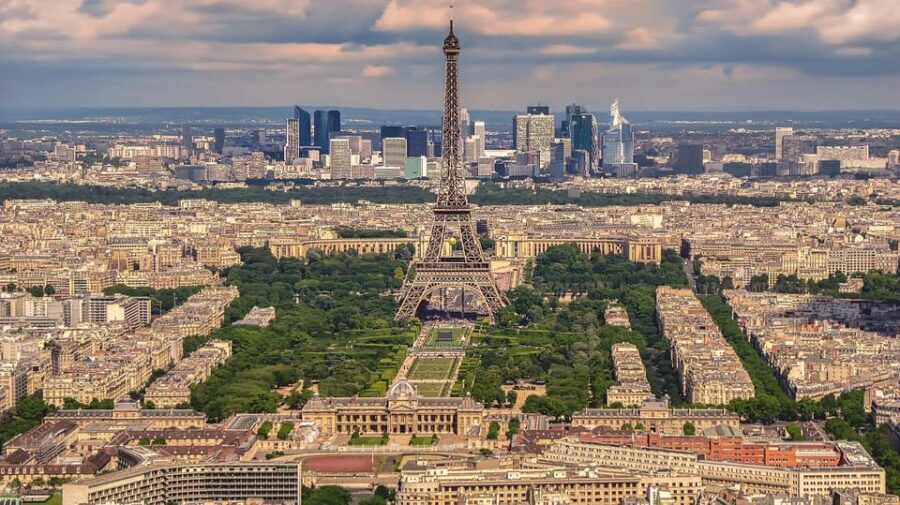 Paris: Half-Day Trip to Fontainebleau with a Local - Who Should Consider This Tour?