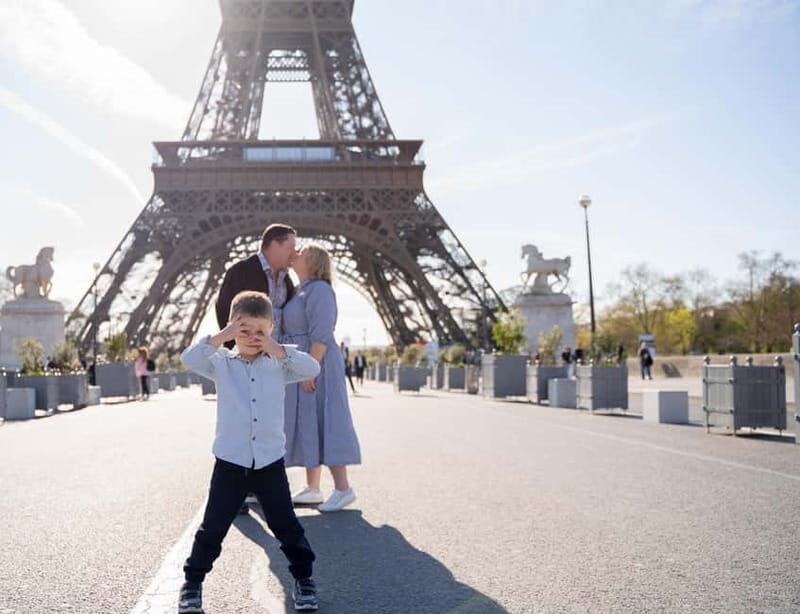 Paris: Premium Photoshoot with Iconic Eiffel Tower Views - Who Should Consider This Tour?