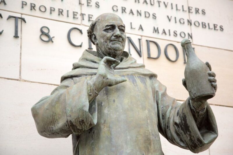 Paris: Private Day Trip to Champagne with 8 Tastings & Lunch - Key Points