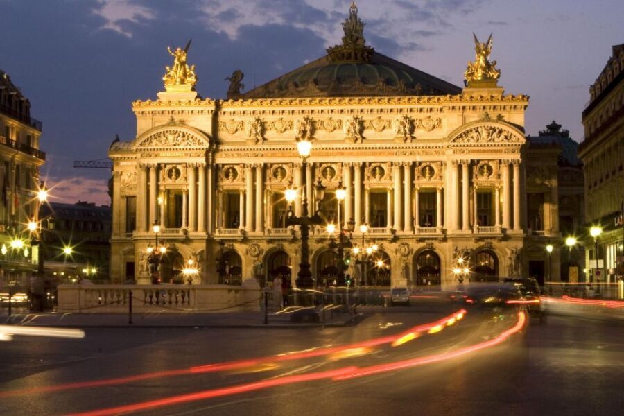Paris: Private Night Tour with Driver for 3 personnes - What You Can Expect During the Tour