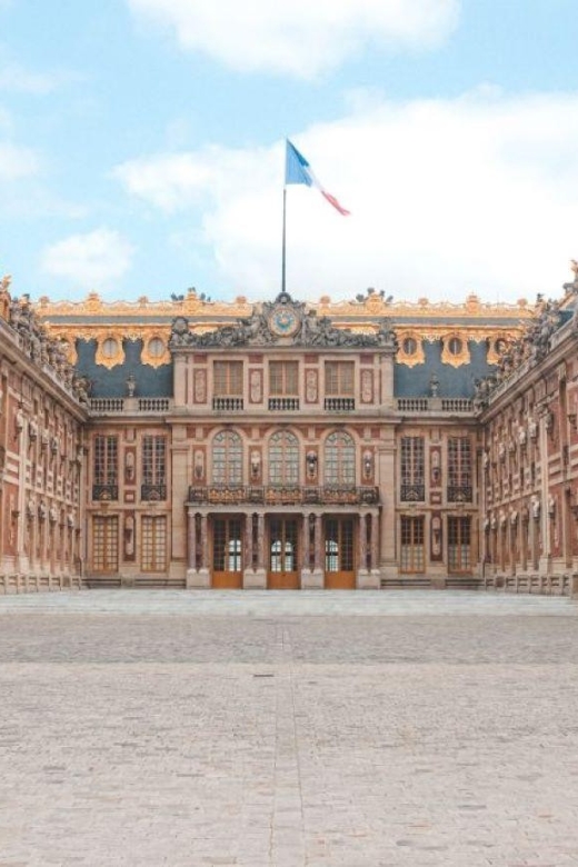 Paris: Private Paris Tour in an Electric Vehicle - Key Points