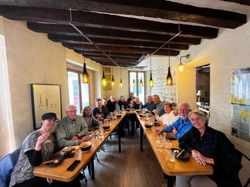 Paris: Wine and Cheese Pairing - A Flavorful Look at Paris: Wine and Cheese Pairing