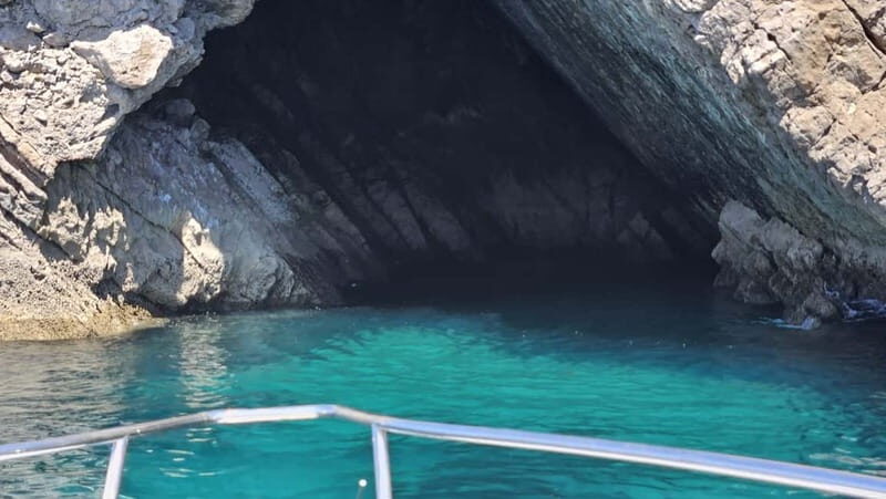 Passeio de Barco em Sesimbra (Publico/Compartilhado) - Final Thoughts: Is This Tour Worth It?