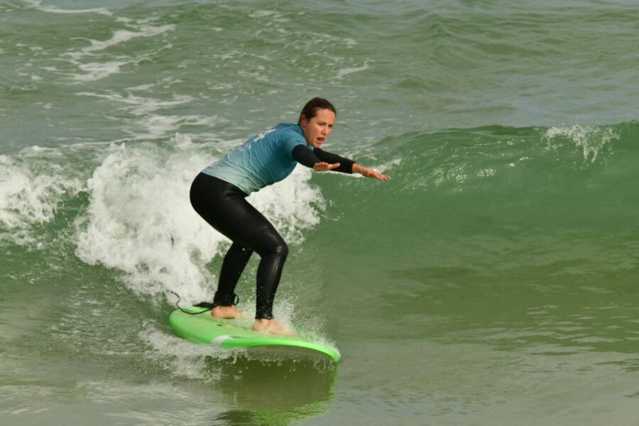 Peniche:Surf lessons Beginners ,Intermediate, advance level - What to Expect on Your Surf Lesson