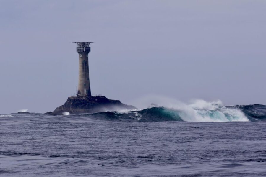 Penzance: Land's End Boat Tour with Wildlife Guides - What to Expect on the Tour