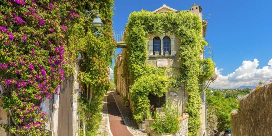 Perfume factory of Grasse, Glass Blowers and local Villages - Discovering the Villages of Provence