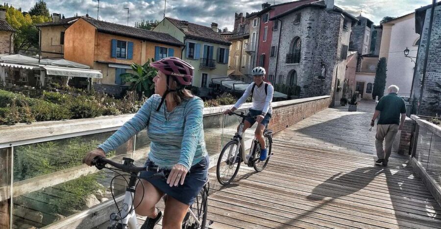 Peschiera del Garda: Lake Garda & Borghetto E-Bike Tour - Borghetto sul Mincio: A Timeless Jewel
