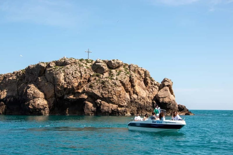 Polignano a Mare: Boat Tour with Prosecco and Snacks - Key Points