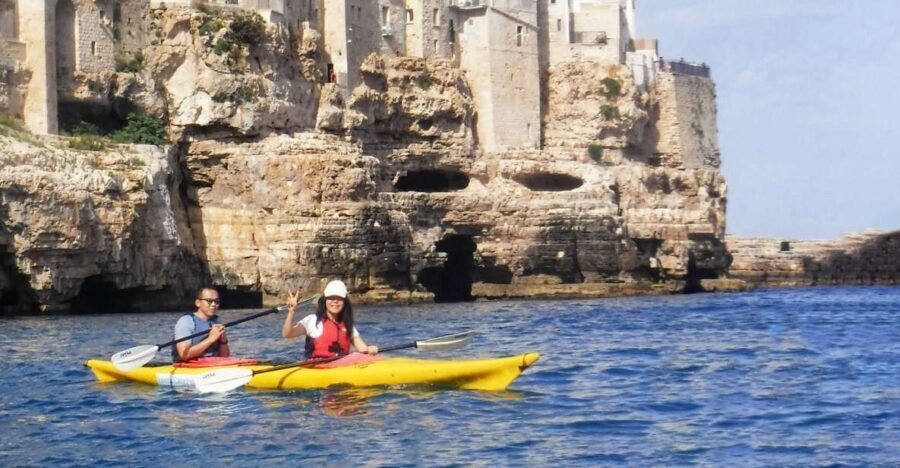 Polignano kayak tour + swimming stop in cave - An Insider Look at the Kayak Tour