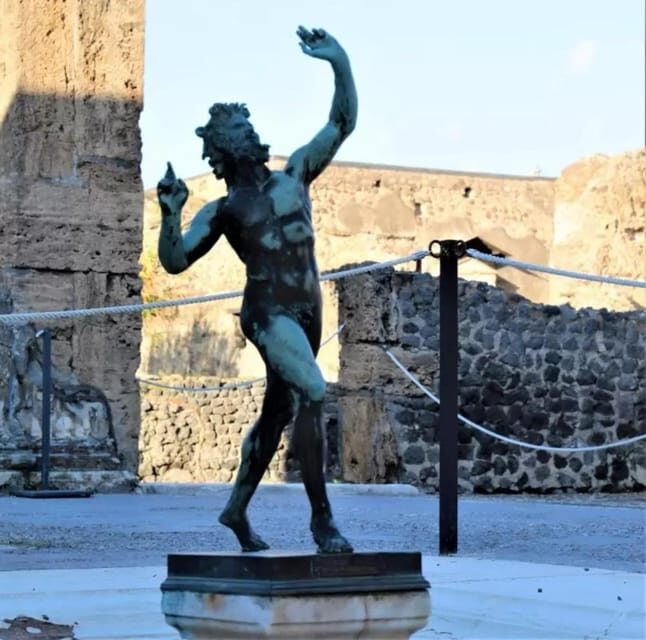 Pompeii: 3H Private Tour with Skip-the-Line Entrance Tickets - Who Should Consider This Pompeii Tour?