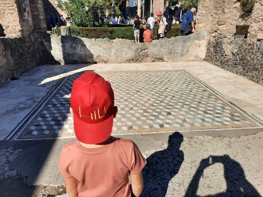 Pompeii: Exclusive Private Walking Tour with a Local Expert - The Value of a Guided Walk