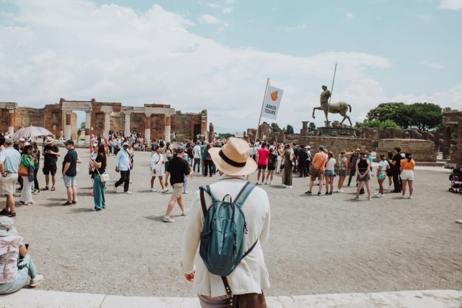 Pompeii Small Group Tour with transportation from Naples - Discovering Pompeii: An Overview of the Tour