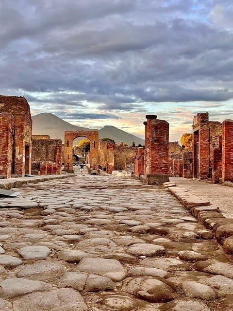 Pompeii sunset Tour: a visit away from the crowds - The Itinerary Breakdown