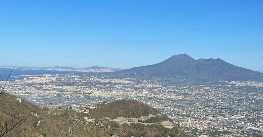 Pompeii-Vesuvius with Lunch from Amalfi Coast All inclusive - The Itinerary Breakdown