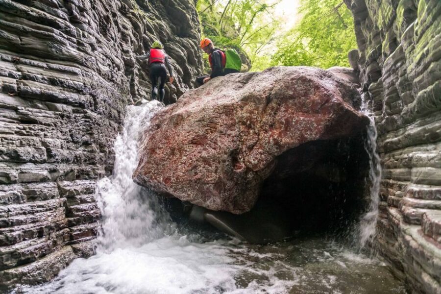 Pontremoli: Stretti di Giaredo Canyoning Tour - An In-Depth Look at the Stretti di Giaredo Canyoning Tour